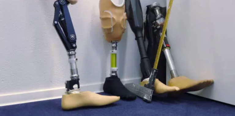 Prótesis de Pierna para Personas con Amputaciones Múltiples